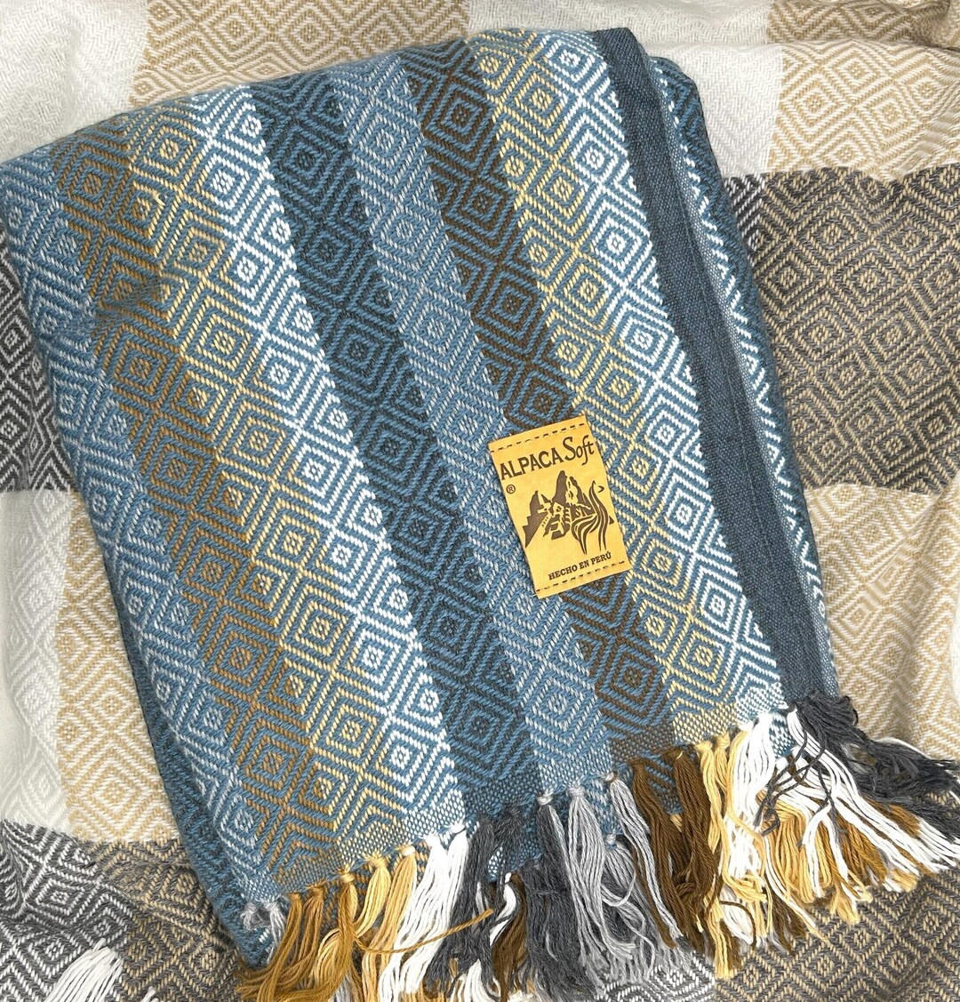 Stylish Peruvian Alpaca Wool Blanket, Colorful and Cozy! 67"x57" - Etsy