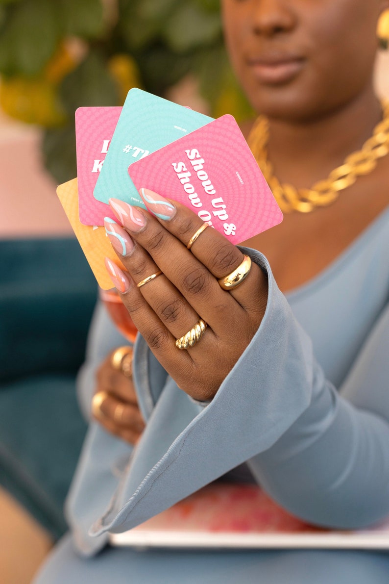 CONTENT IDEAS CARDS - Social Media Content, Content Ideas, Content ...