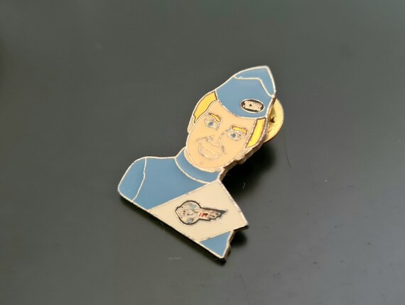 Vintage Thunderbirds Alan Tracy Enamel Pin Badge 1988 - Gem