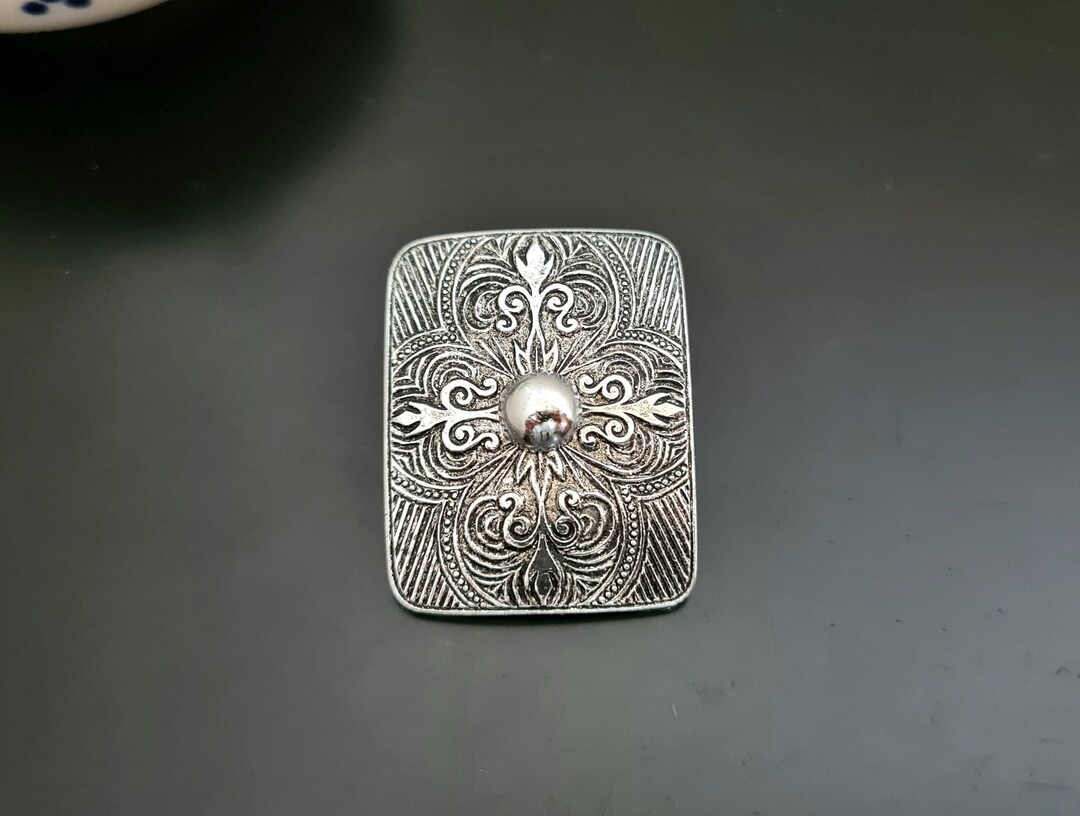 Vintage Engraved Shield Rectangle Scarf Clip in Black and Silver Tone ...