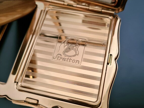 Vintage Stratton England Gold Tone Engine Turned Fron… - Gem