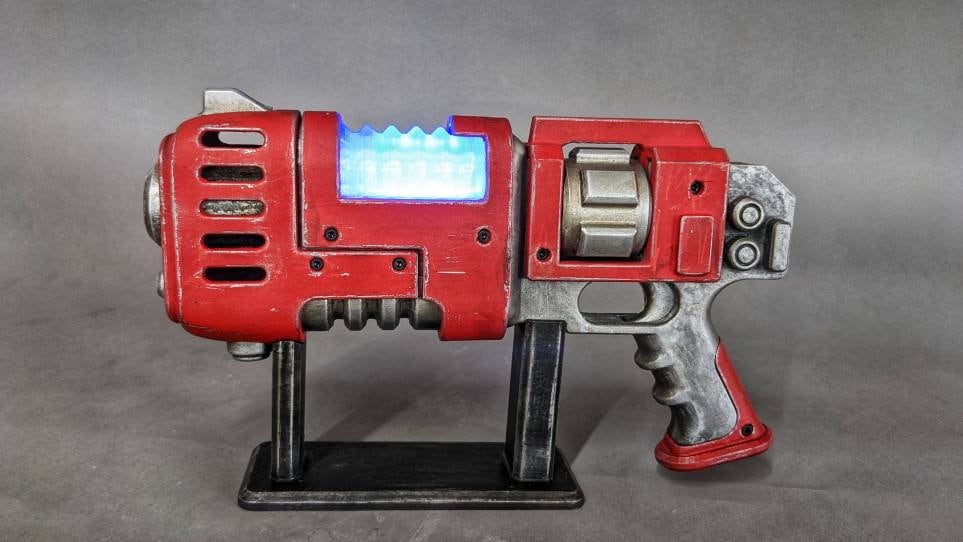 Primaris Plasma Pistol — Hippo Props