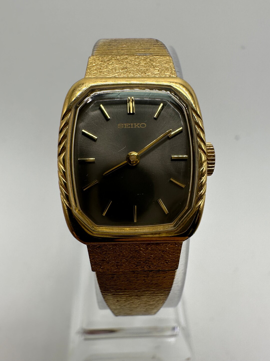Vintage Seiko 1100 Ladies Mechanical Hand Wind Gold Tone Dress Watch Gift Her Women Mom Sale ...
