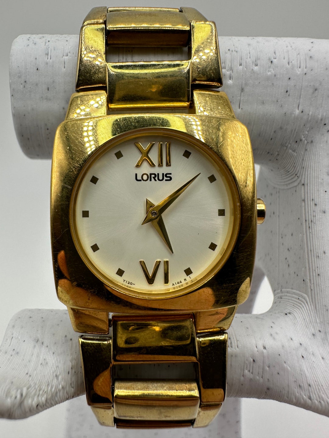 Vintage Lorus by Seiko Ladies Gold Tone Dress Watch White Face Square ...