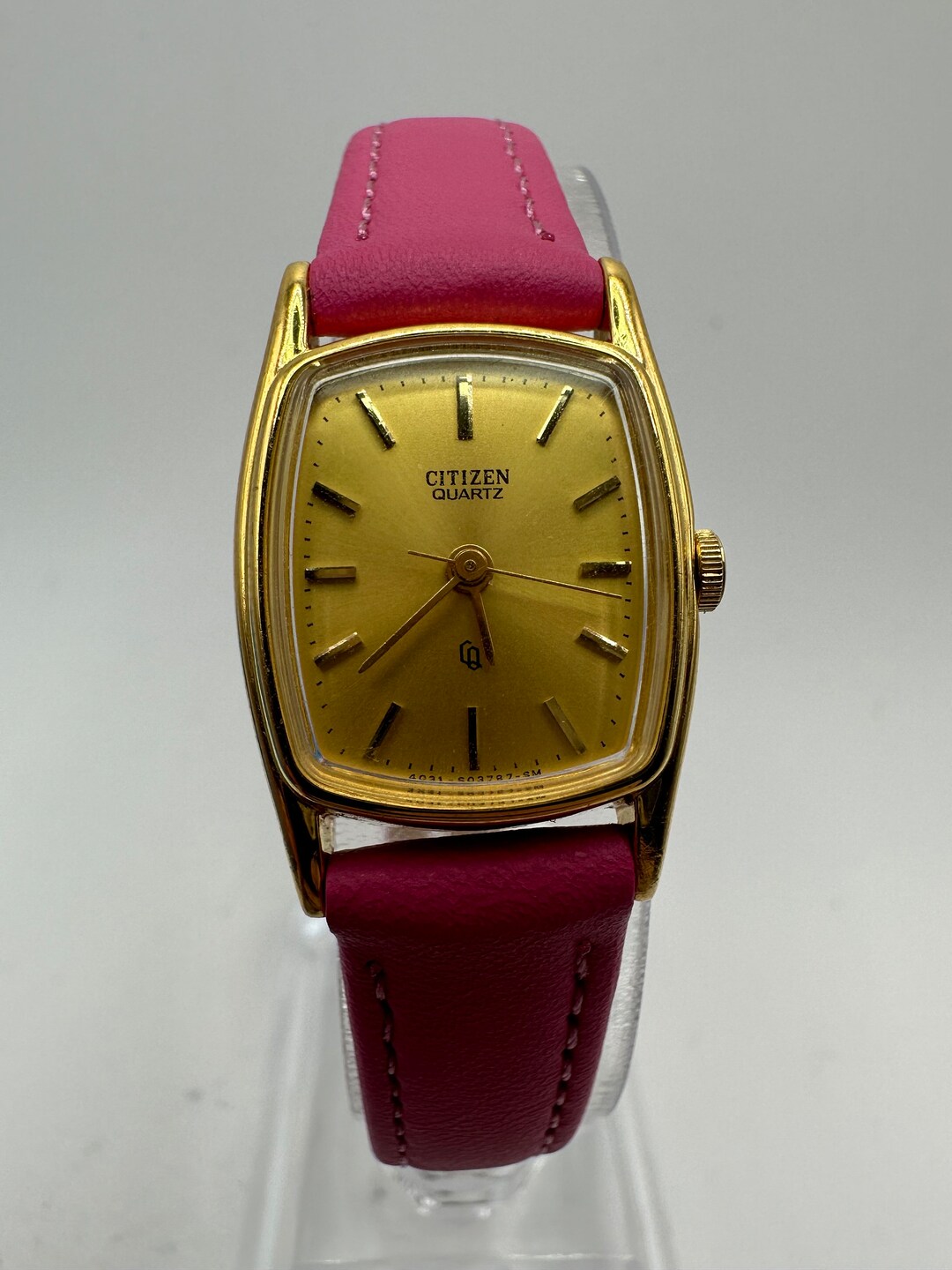 Vintage Citzen Gold Tone Ladies Quartz Tank Watch Small Japan Pink Faux ...