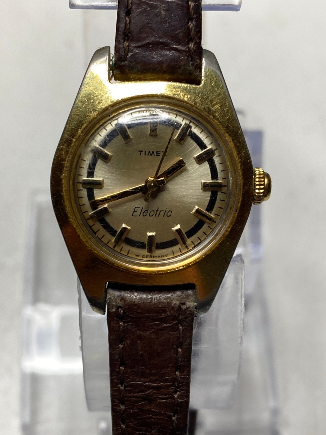 Antique Timex Electric Gold Tone Quartz Watch 24mm Made in West Germany ...