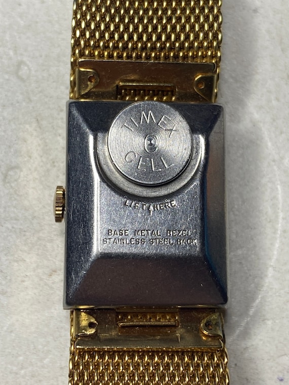 Vintage mesh Timex electric gold tone mesh adjustable… - Gem
