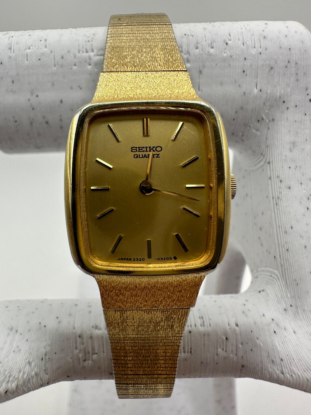 Vintage Seiko Tank Sqaure Ladies Dress Watch Gold Tone Quartz Japan Safety Chain Gift Her Women ...