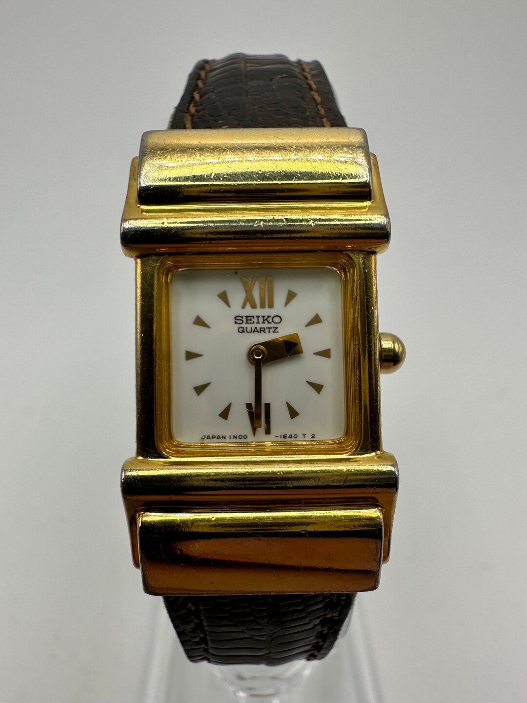 Vintage Seiko RARE 1N00 5D50 Ladies Gold Tone Tank Watch White Face ...