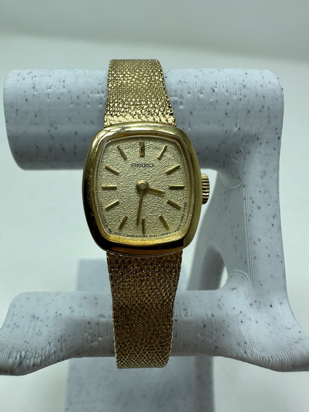 Seiko 11-5189 Vintage Mechanical Hand Wind Ladies Gold Tone Cocktail ...