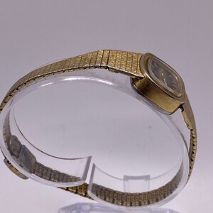 Vintage Cardinal 17 Jewels Mechanical Wind Watch Gold Tone Gift Her ...