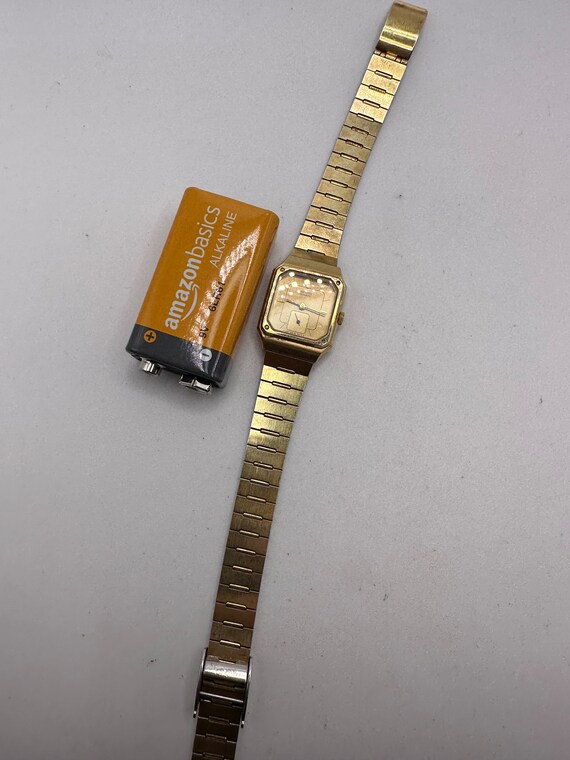 vintage Seiko RARE 1428 ladies gold tone tank Watch s… - Gem