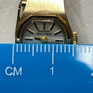 Vintage Bulova Accutron N9 1979 Gold Tone Ladies Dress Watch Cocktail ...