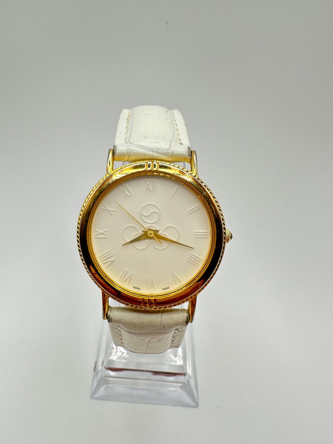 Vintage 33mm Korean Olympic White Quartz Watch Leather Strap Gold Tone ...