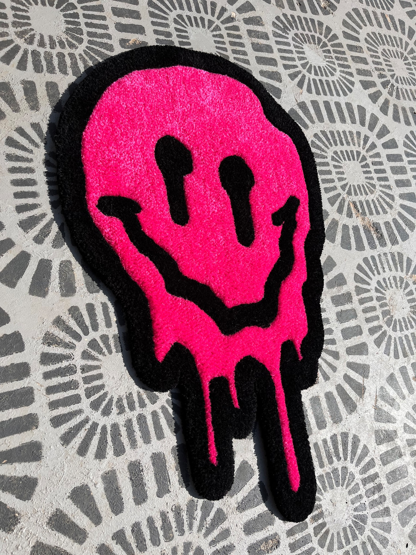 Trippy Pink Smiley Face Rug Handmade Tufted Rug Custom Accent Rug Gift ...