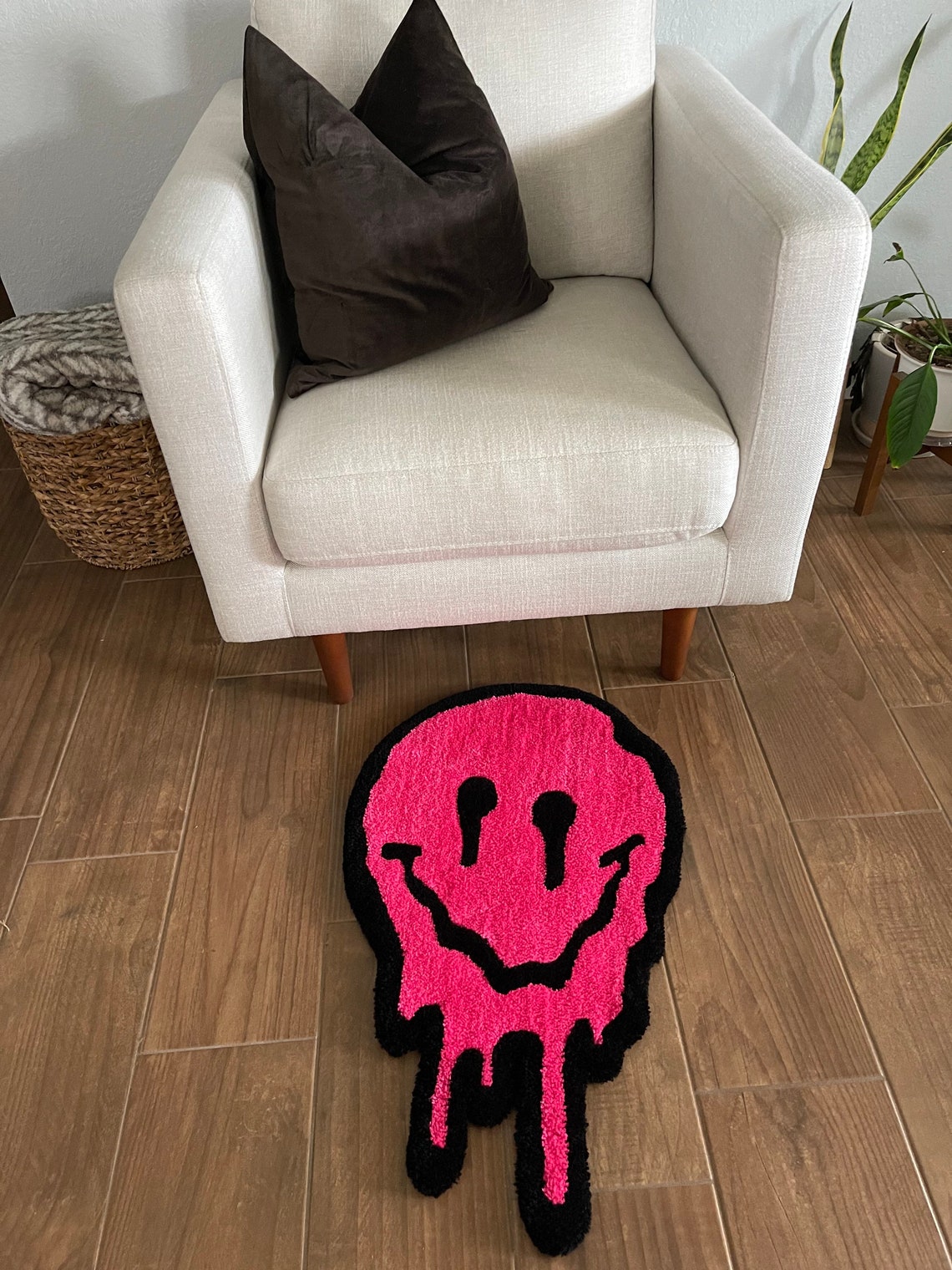 Trippy Pink Smiley Face Rug Handmade Tufted Rug for Bedroom - Etsy