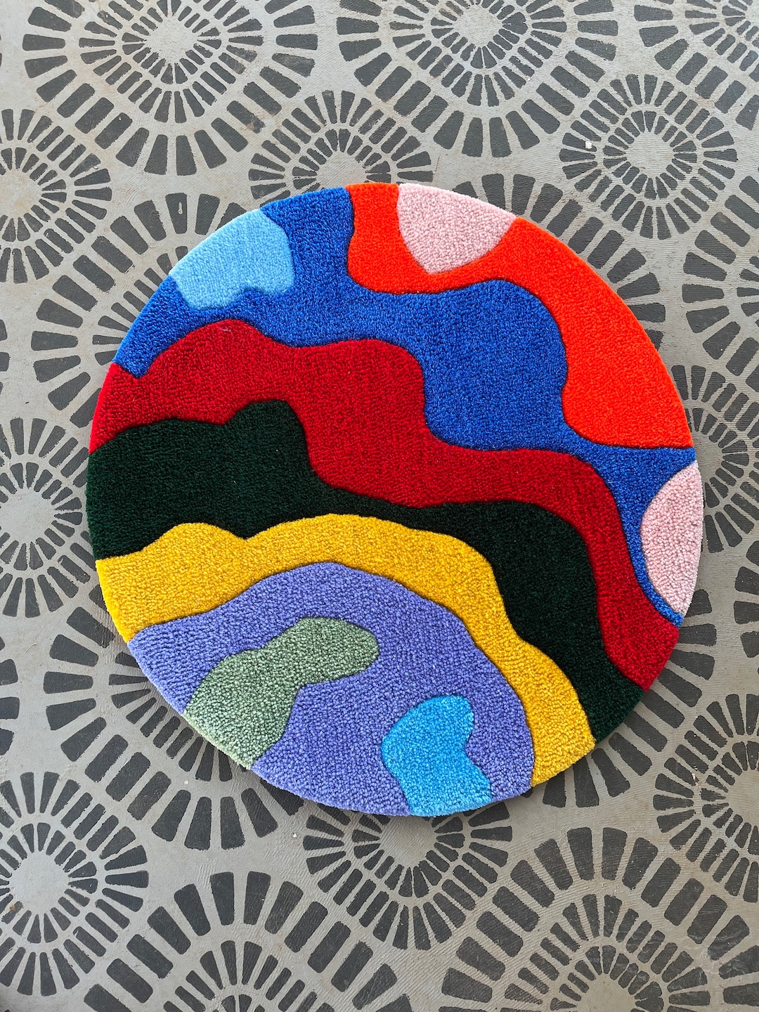 Groovy Psychedelic Round Tufted Rug Handmade Funky 70s Style Hippie ...