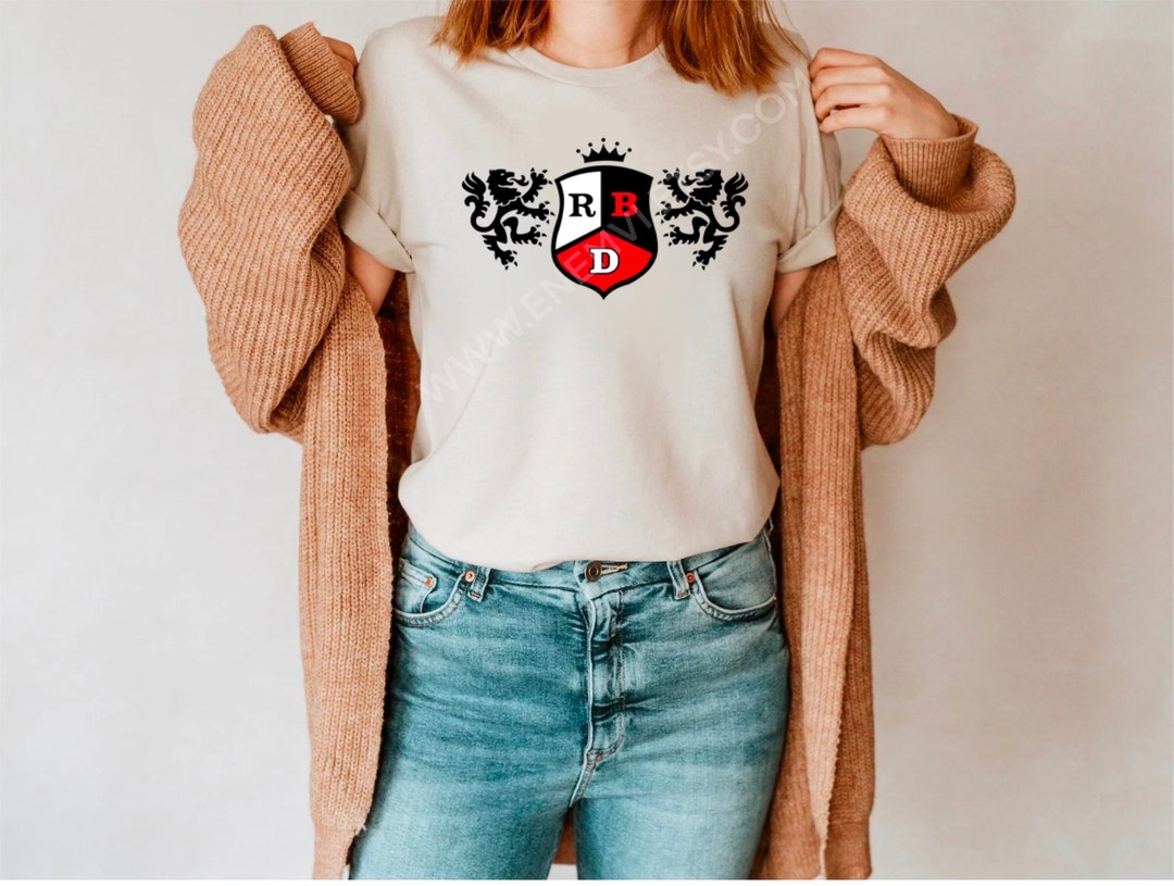 Rebelde T-shirt RBD T Shirt Pa’ Los 2000 Escuchaba Rbd Tee Shirts ...