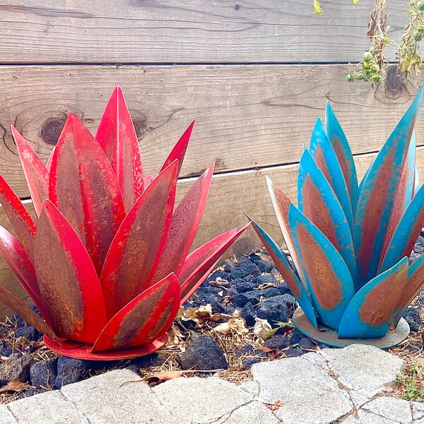 Metal Agave Garden Art - Etsy