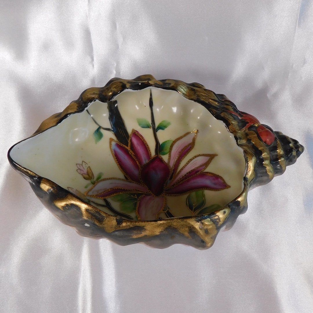 Wales Japan Hand Painted Porcelain Conch Shell Bowl 22509 - Etsy