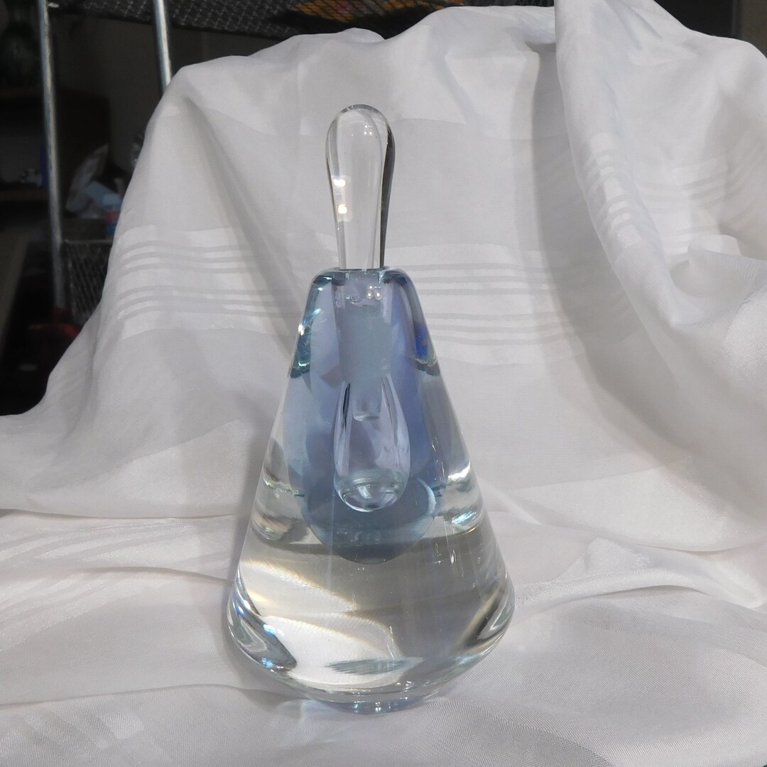 Signed Neodymium Alexandrite Cased Studio Art Glass Perfume Bottle 4103 ...