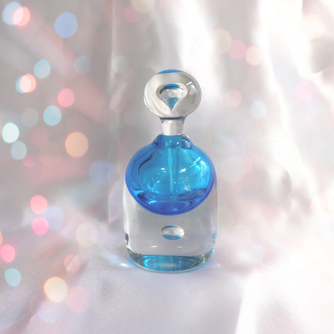 Clear Art Glass Perfume Bottle With Beautiful Blue Inside and Odd ...