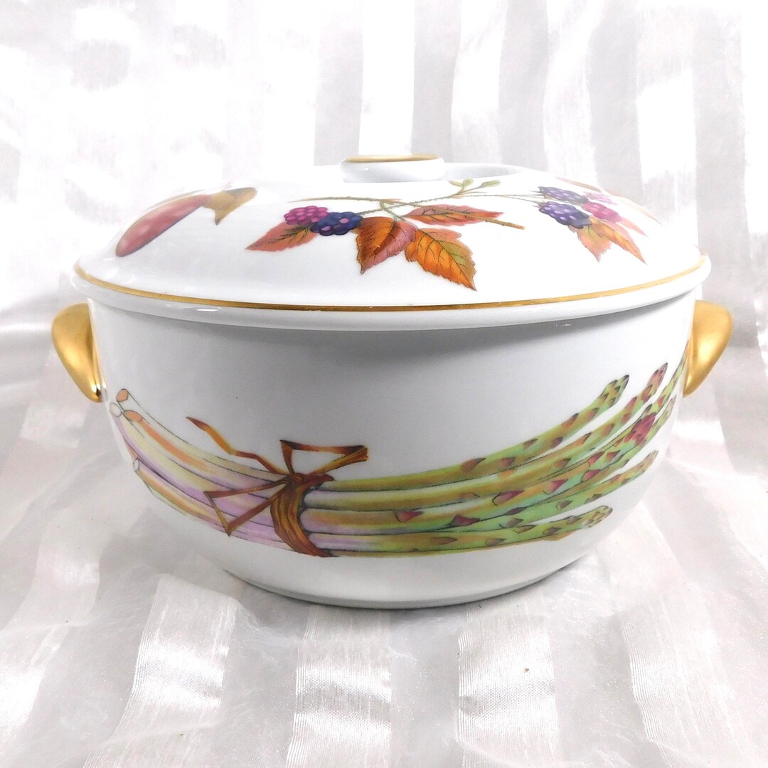 Royal Worcester Round Entrée Dish and Lid in Eversham Gold # 26291 - Etsy