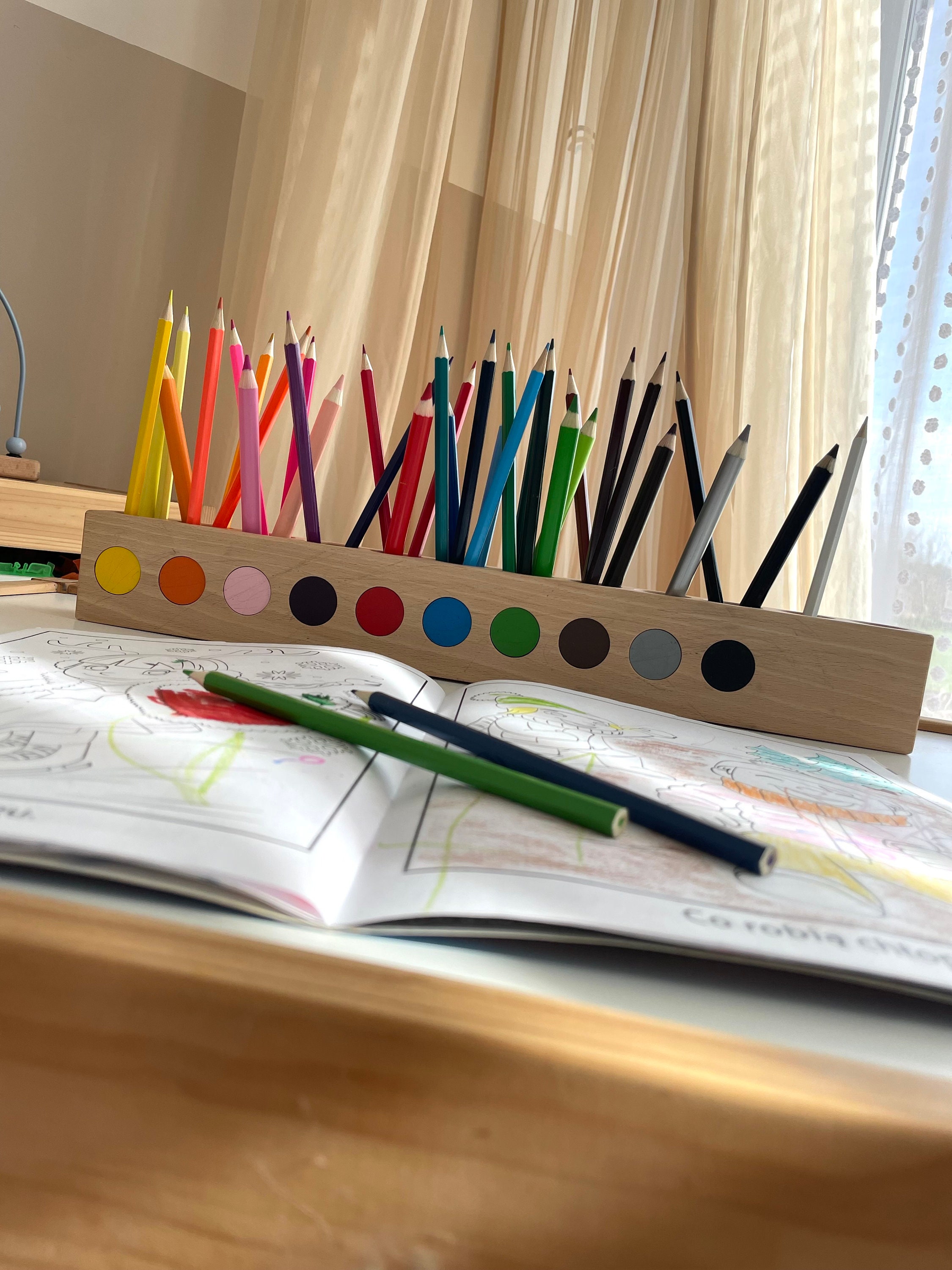 Stiftehalter aus Holz, Aufbewahrung für Buntstifte mit 12 Farbmarkierungen, Organizer für ...