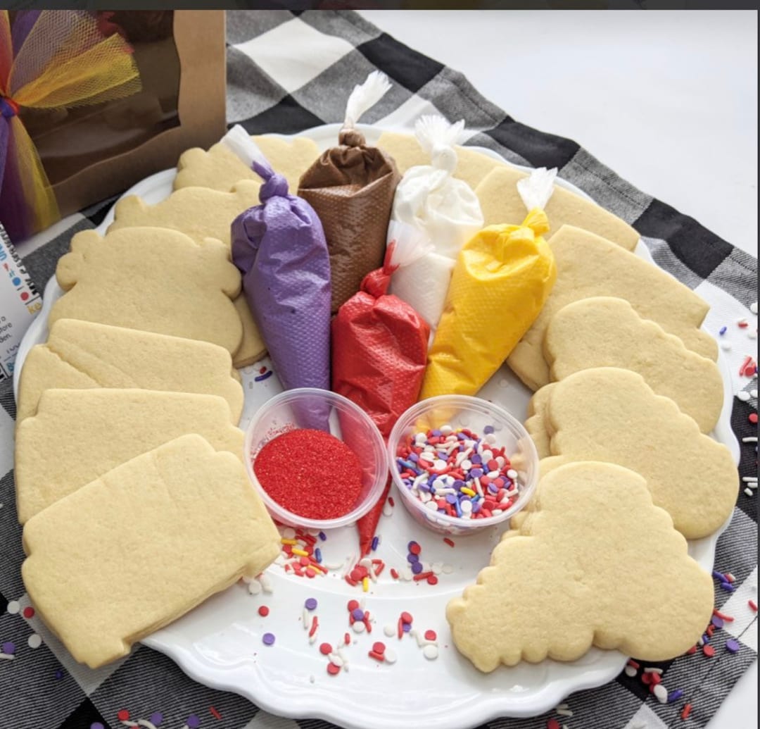 Friends / Sugar Cookies / Cookie Kit / Tv Show / Dessert / Friends Fan ...