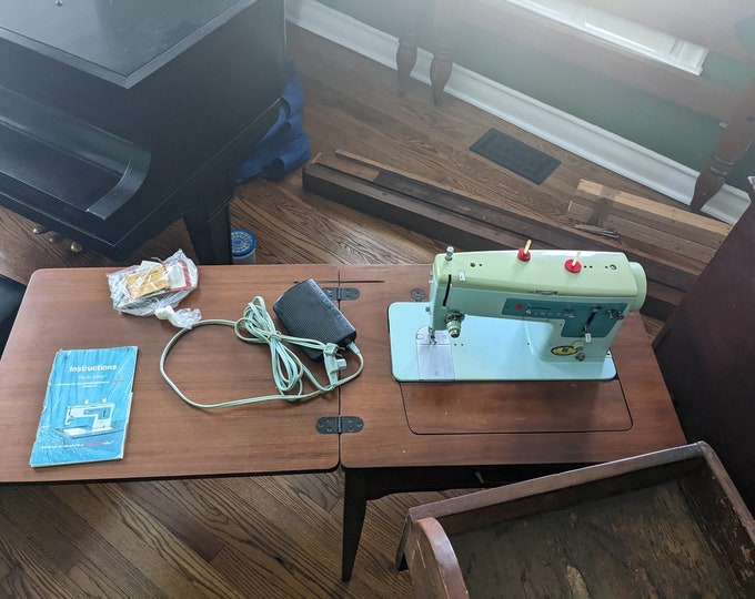 Singer Sewing Machine With Table Style Mate Standard Zig-zag Model 347 ...