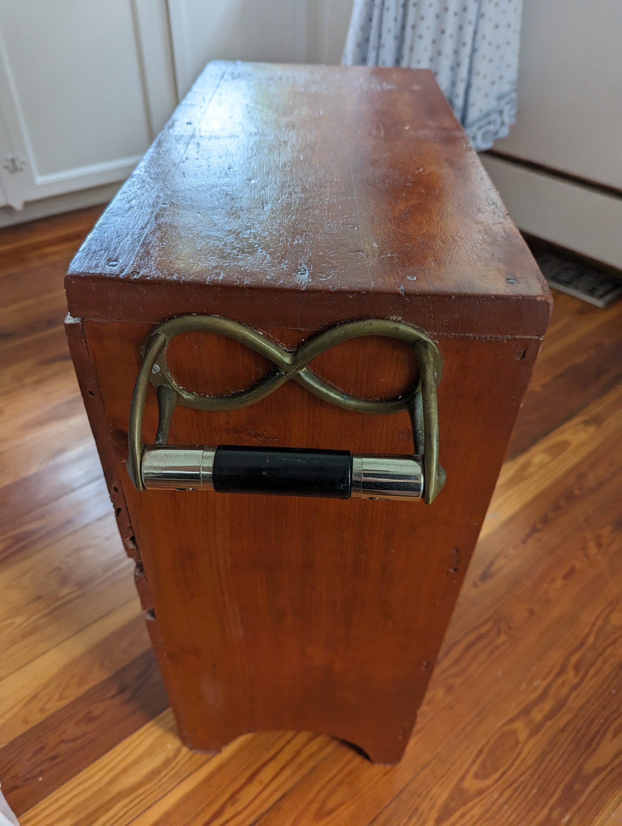 Early American Primitive Small 3 Drawer Chest With Infinity Toilet ...