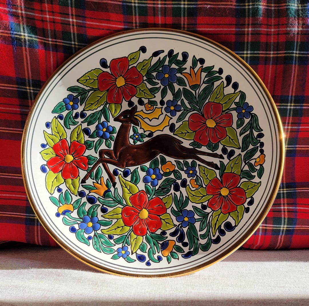 Vintage Greek Handmade Holiday Plate Set Use or Hang - Etsy