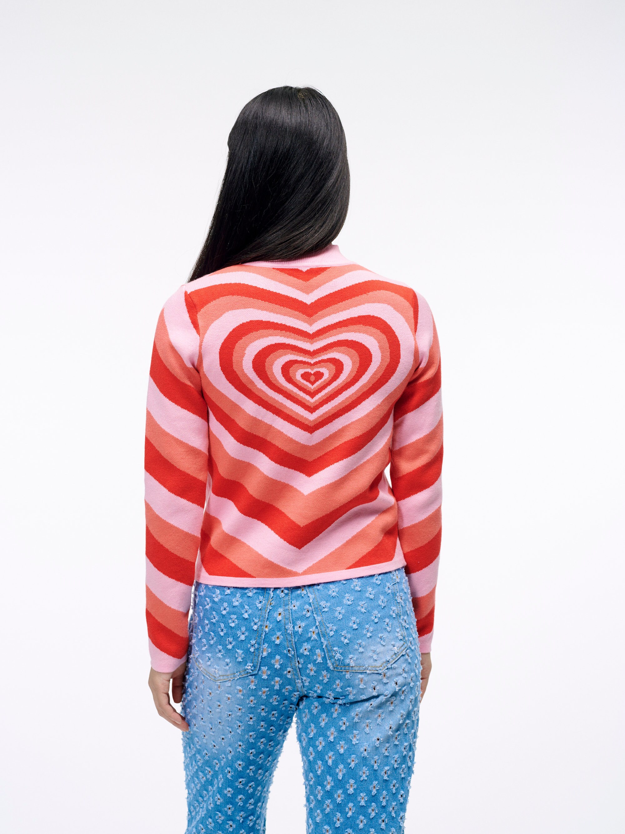 The Radiating Heart Sweater | A Super Cute Knit Long Sleeve Sweater ...