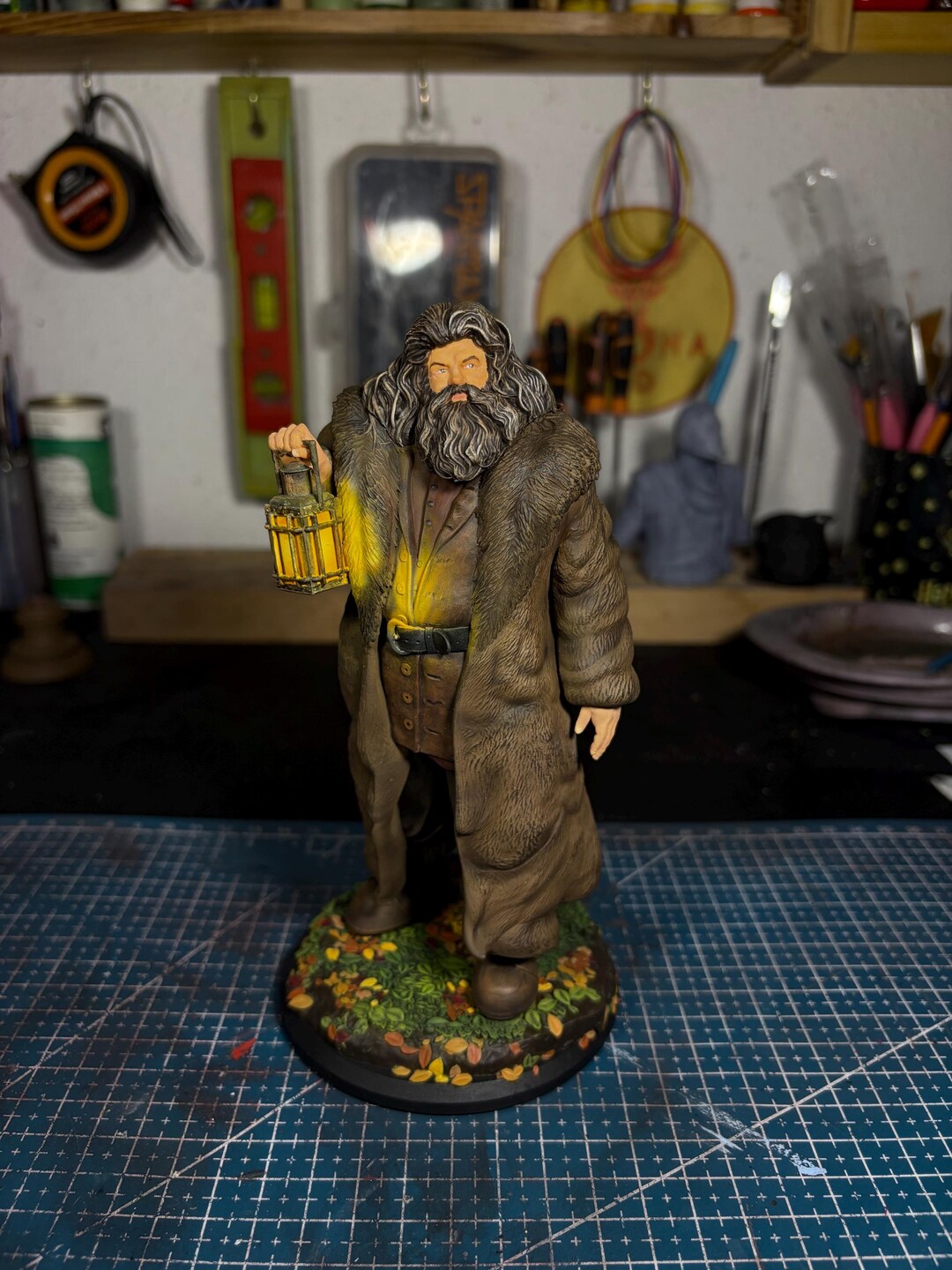 Hand Painted Giant Wizard Figurine – 3D Printed Fantasy Movie Inspired ...