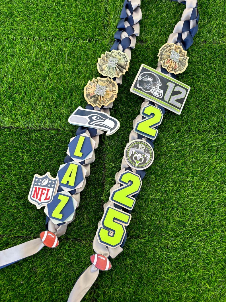 Boys Graduation Lei / Graduation Lei 2026 / Dinosaurs / Sports ...