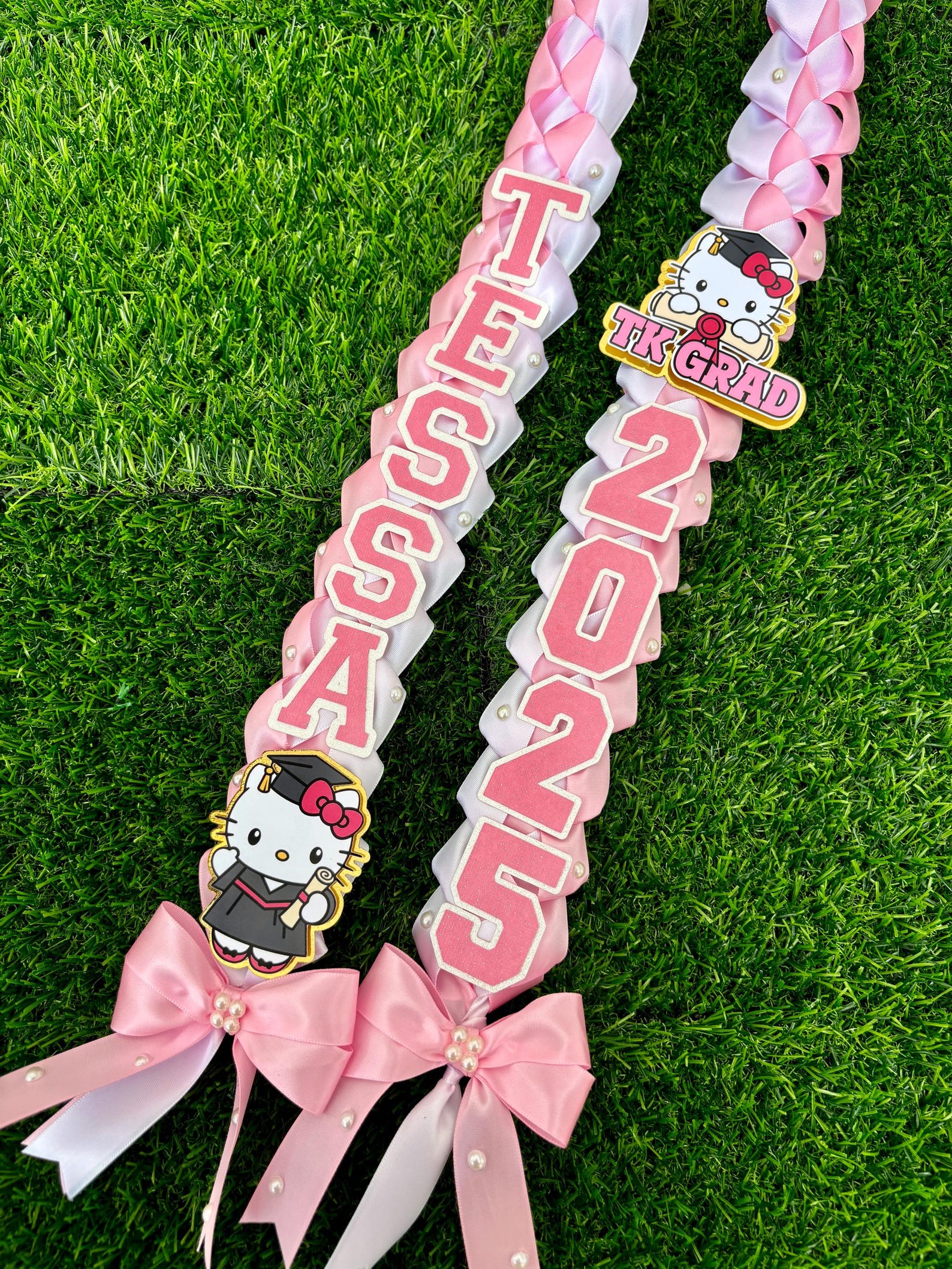 Hello Kitty Graduation Leis / Graduation Gift /dodgers Lei/ Kuromi Lei ...