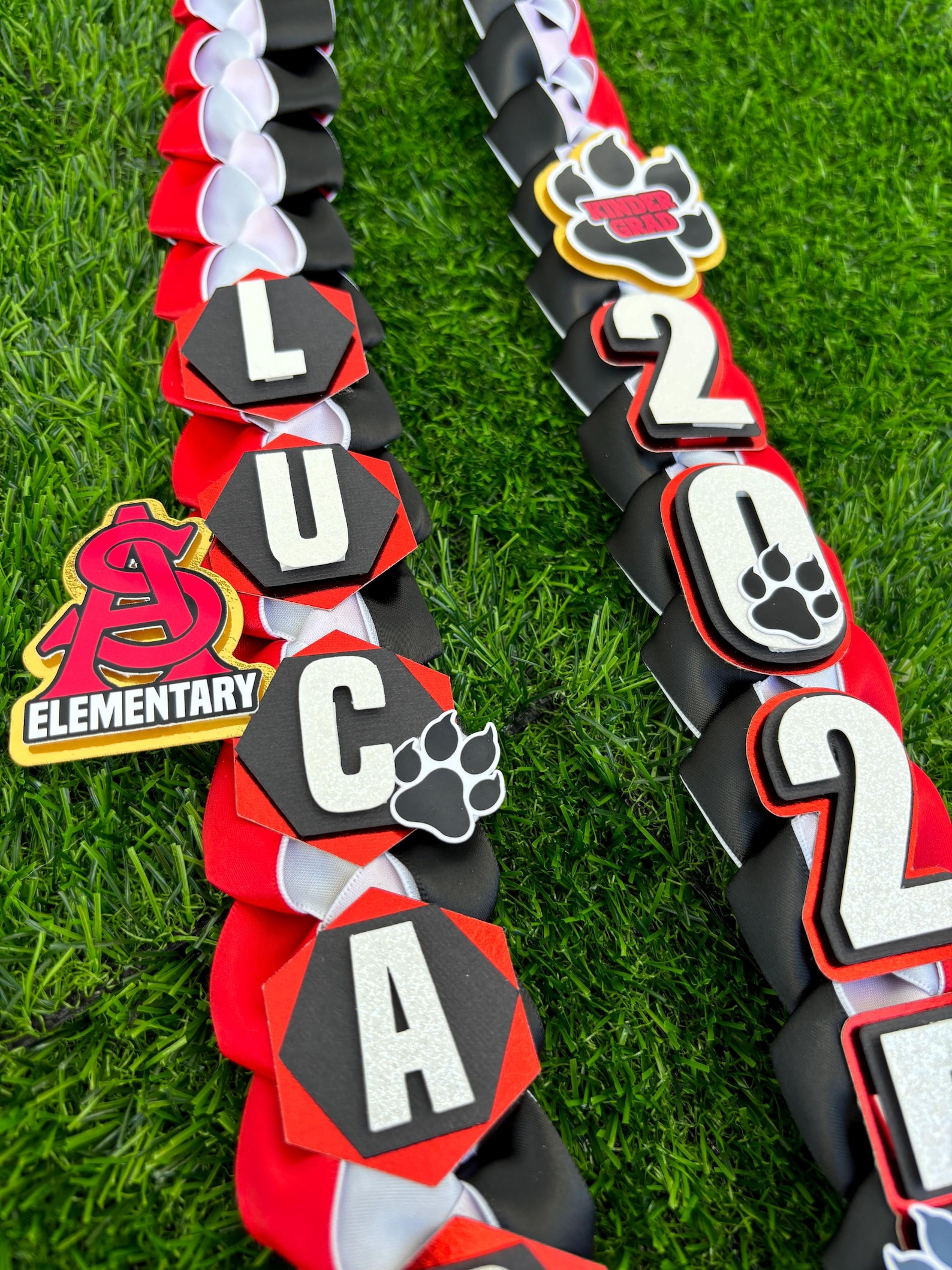 College /university Graduate Leis/ Class of 2026/ Graduation Gift ...