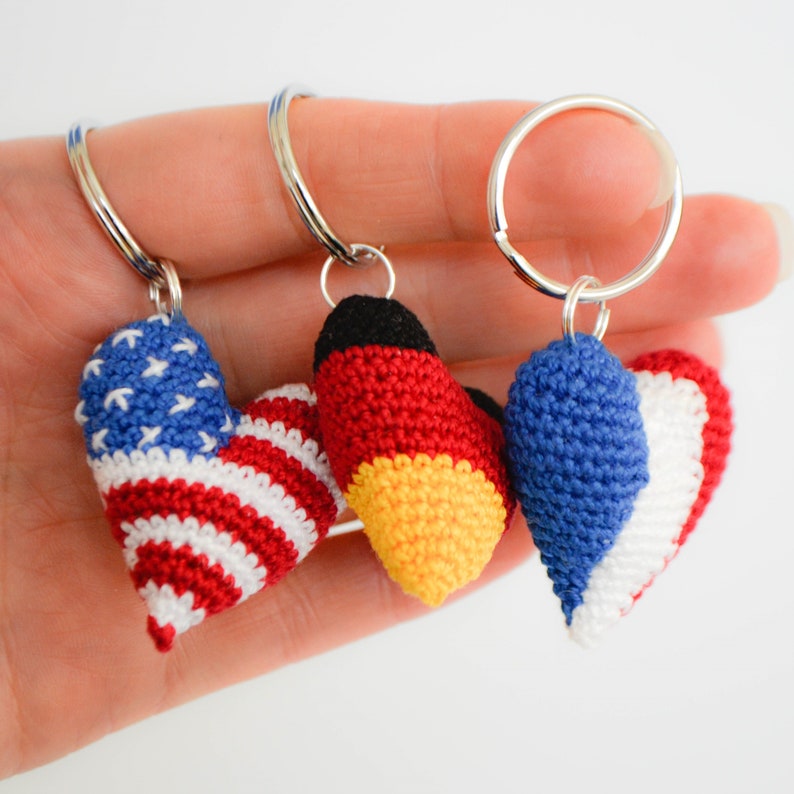 CROCHET PATTERN : Heart the Keychain in Colors of US Flag - Etsy