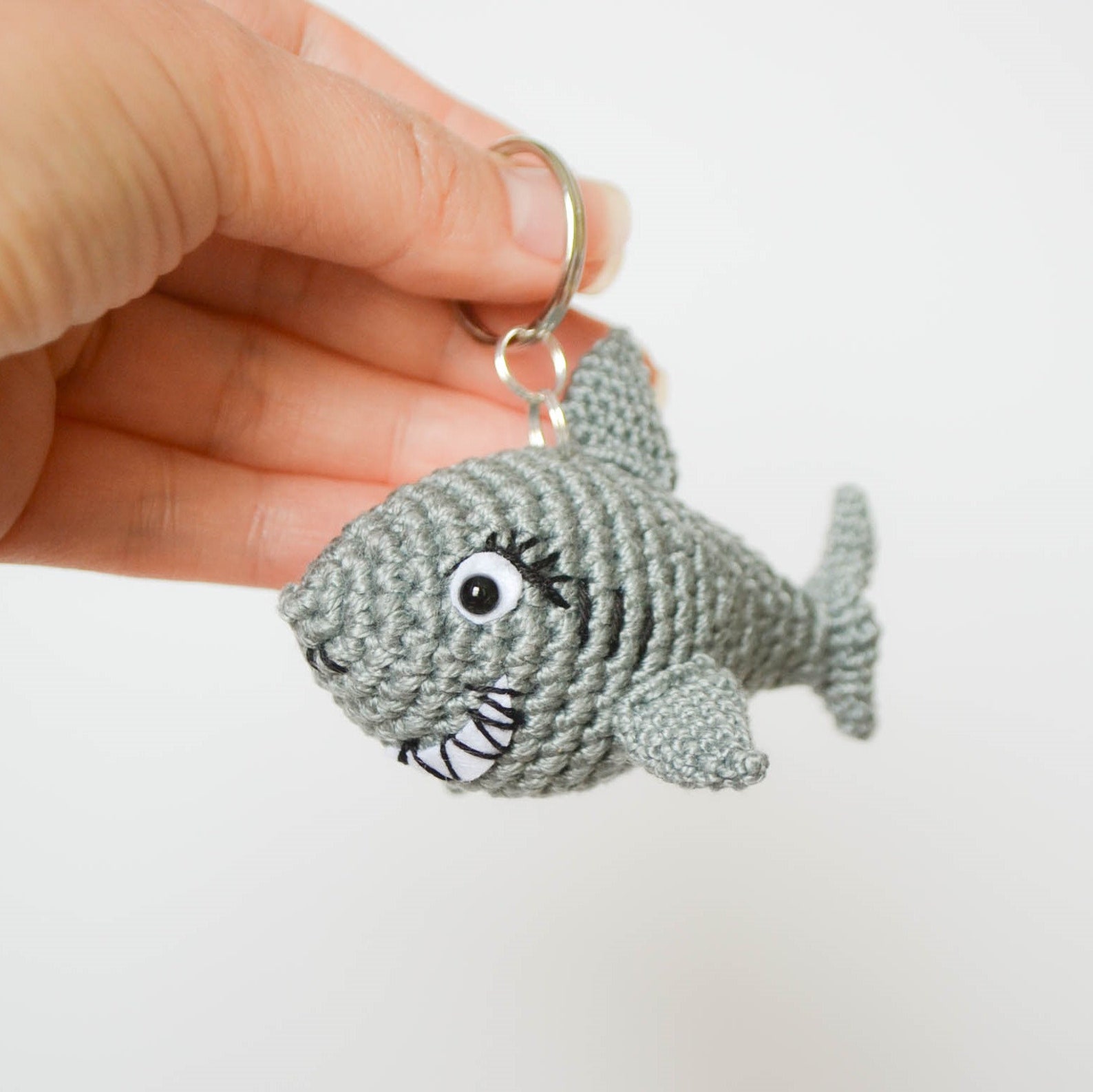 KEYCHAIN : Shark the Keychain Bag Accessory - Tiny Amigurumi Crochet ...