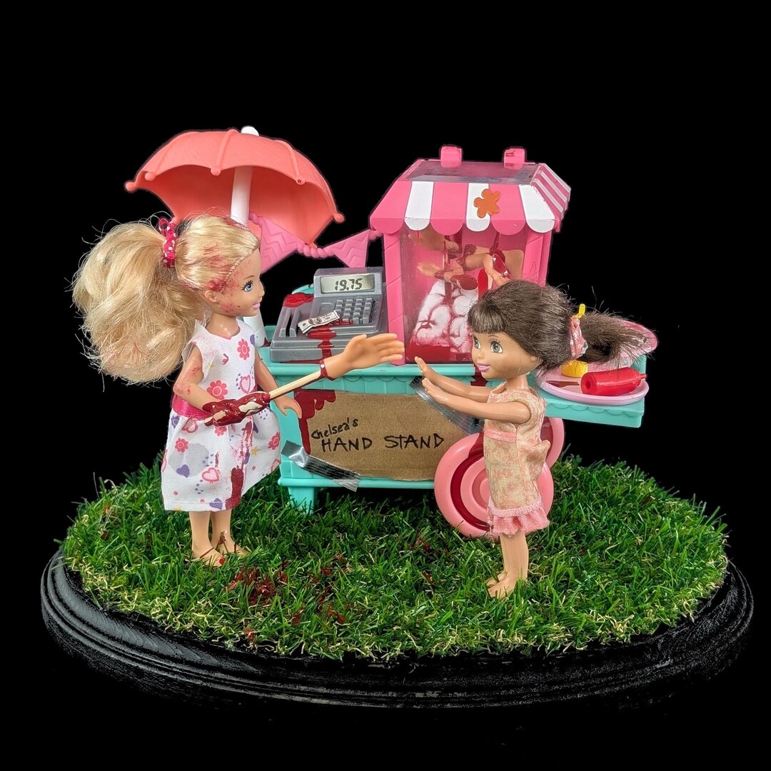 Chelsea's Hand Stand - Bloody Gory Severed Barbie Hands on a Stick ...