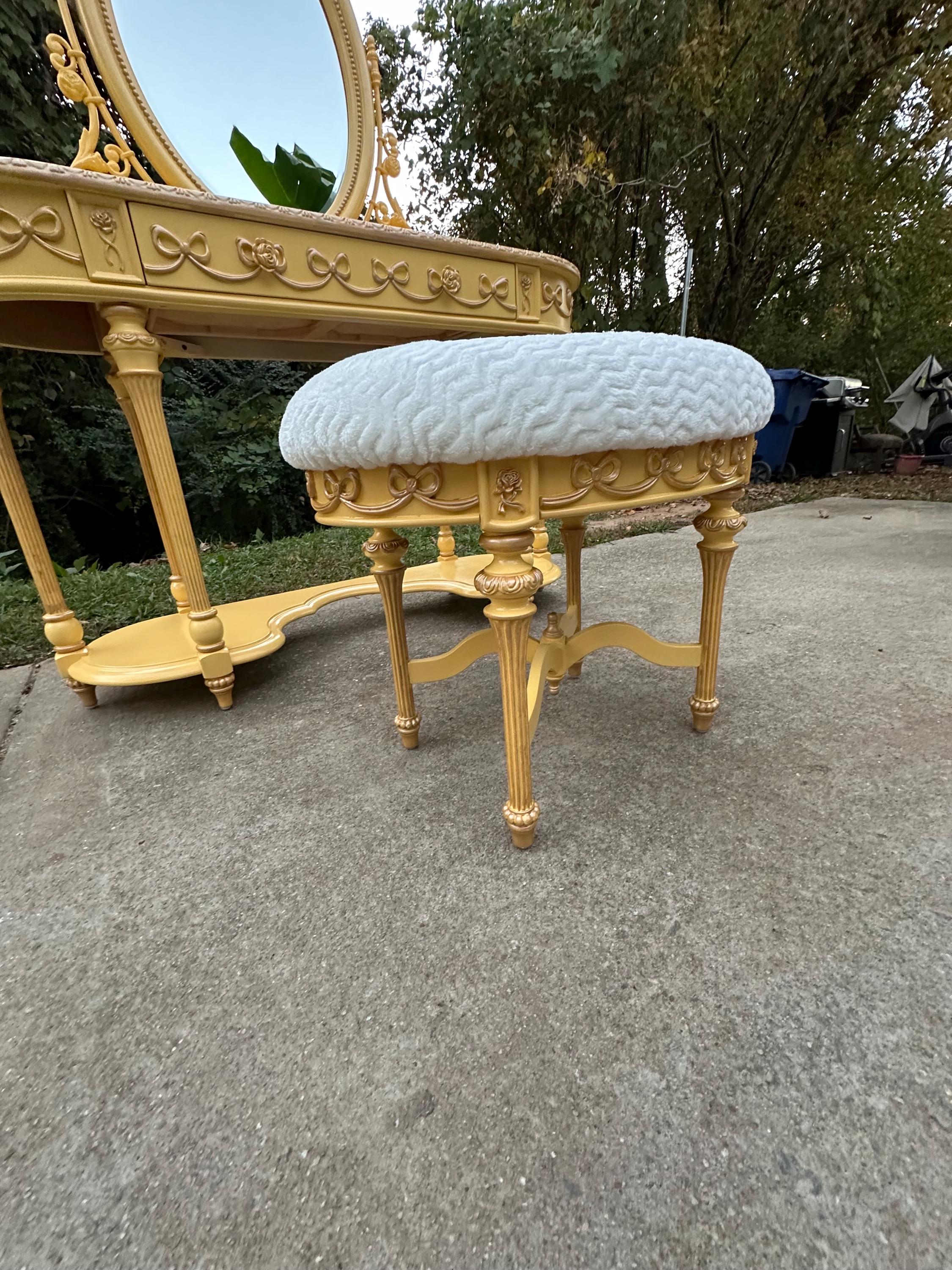 Disney Princess Vanity With Mirror - Etsy