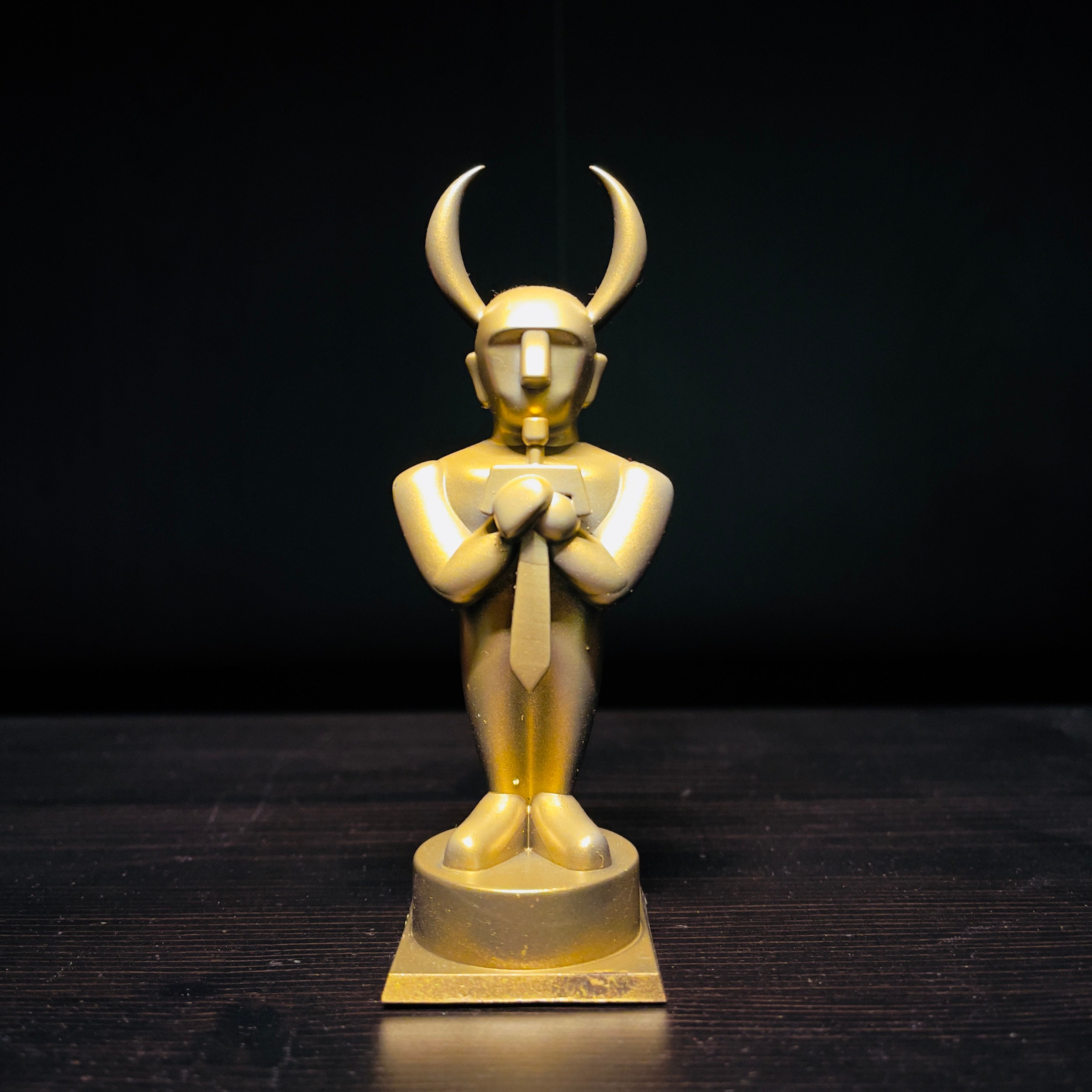 Earthbound Mani Mani Statue - Etsy