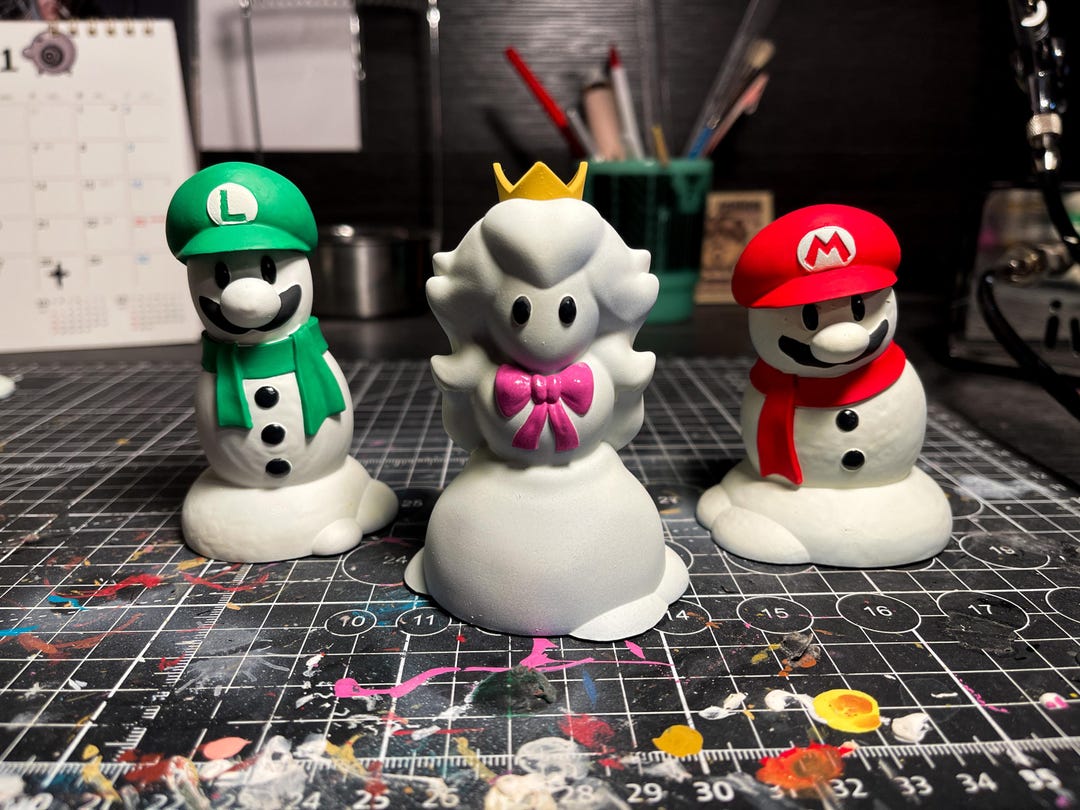 Nin-ten-do Snowman Figures - Etsy