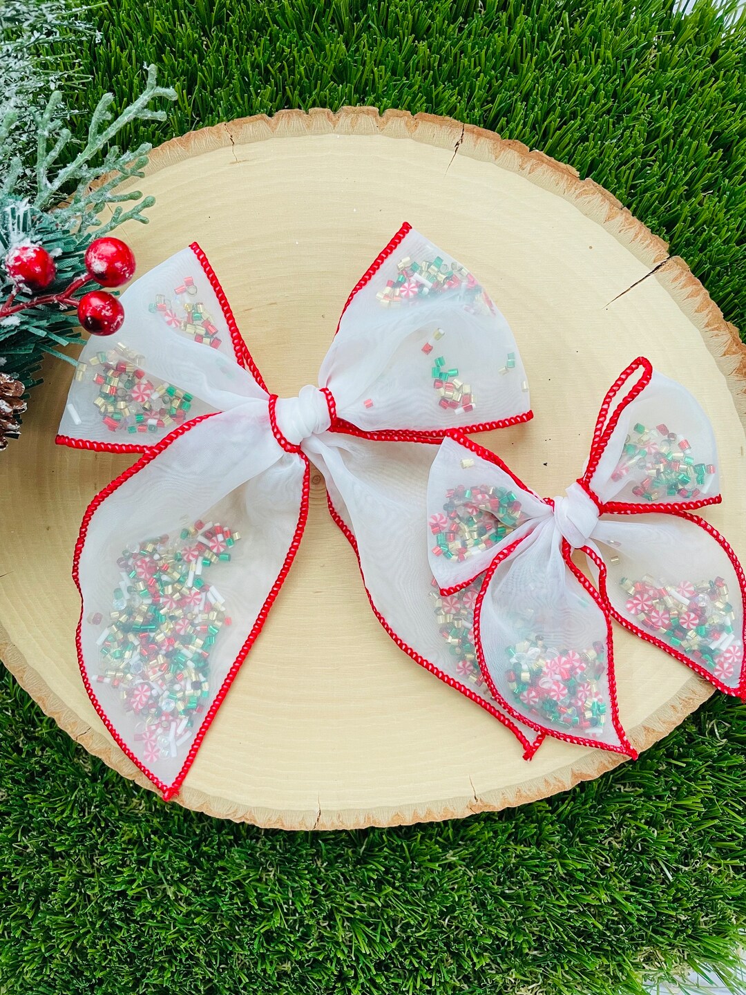 Christmas Holiday Sheer Shaker Hair Bow, Grinch Green Sheer Shakers ...