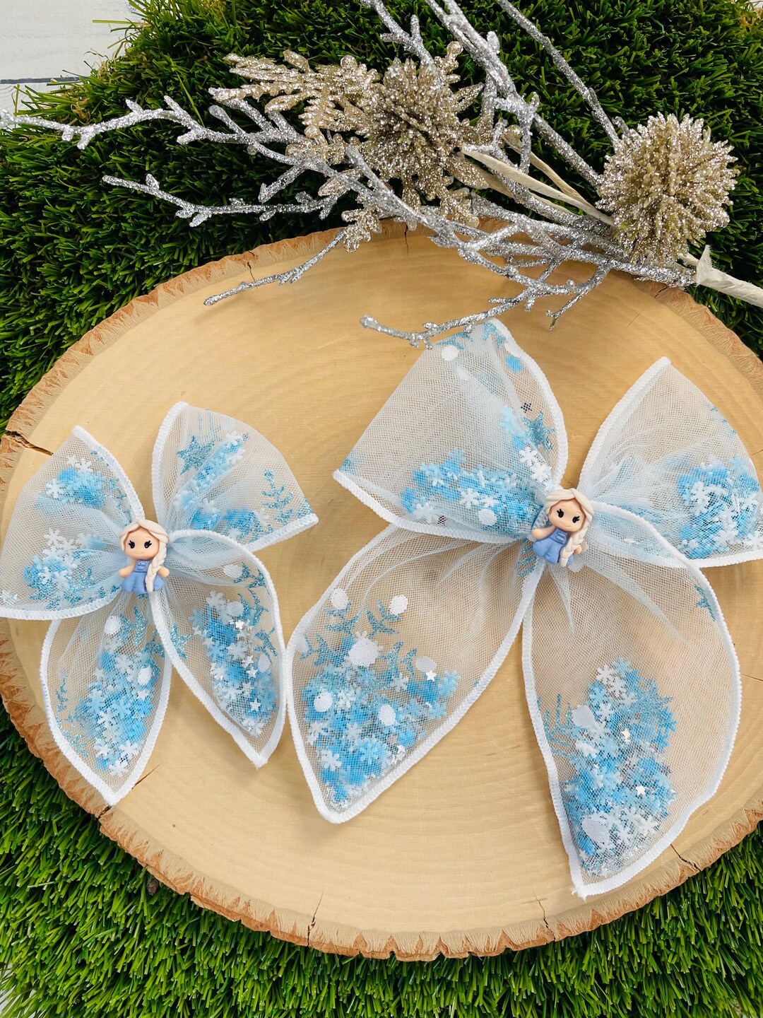 Elsa Inspired Frozen Princess Mesh Shaker Bow, Frozen Hair Bow, Disney ...