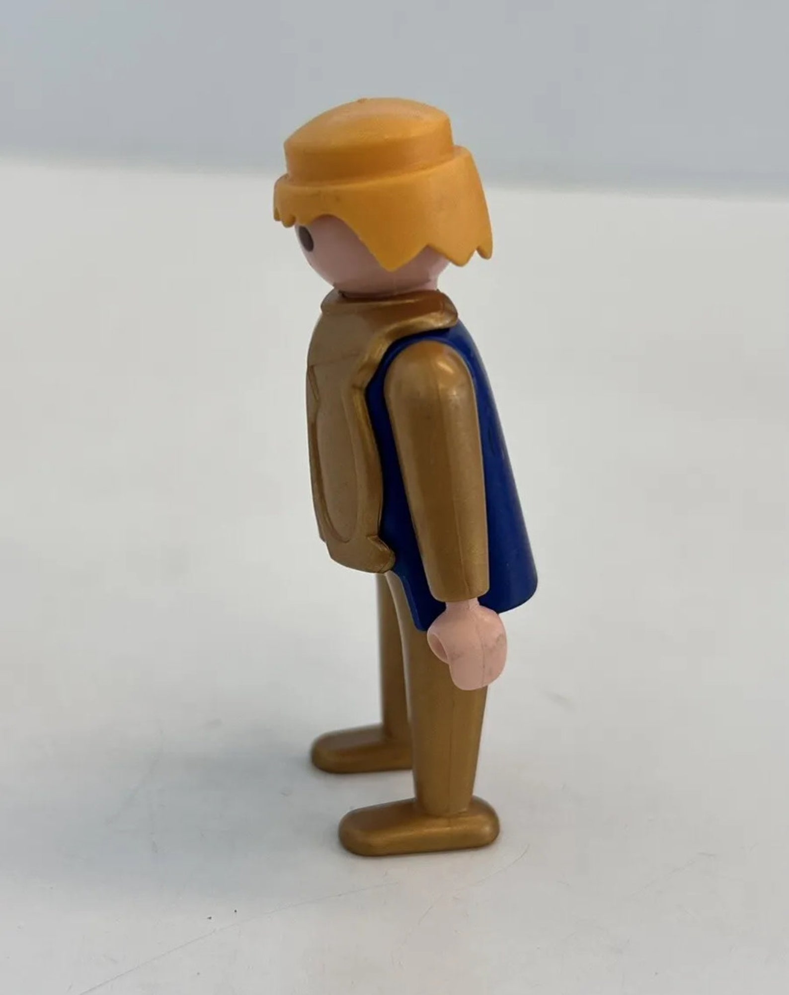 Playmobil Geobra in Gold & BLUE Male With Blonde Hair FIGURE 1974 ...