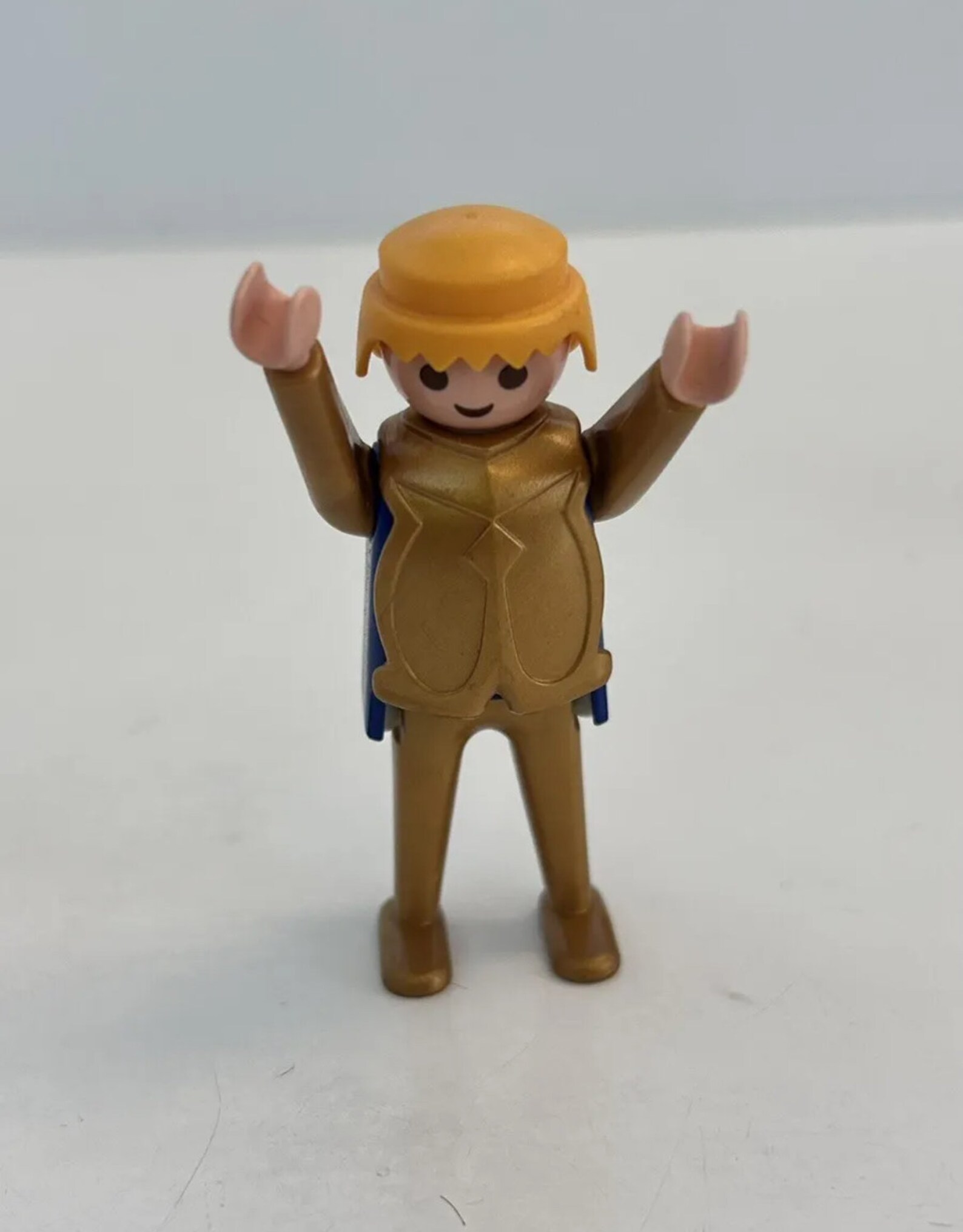 Playmobil Geobra in Gold & BLUE Male With Blonde Hair FIGURE 1974 ...