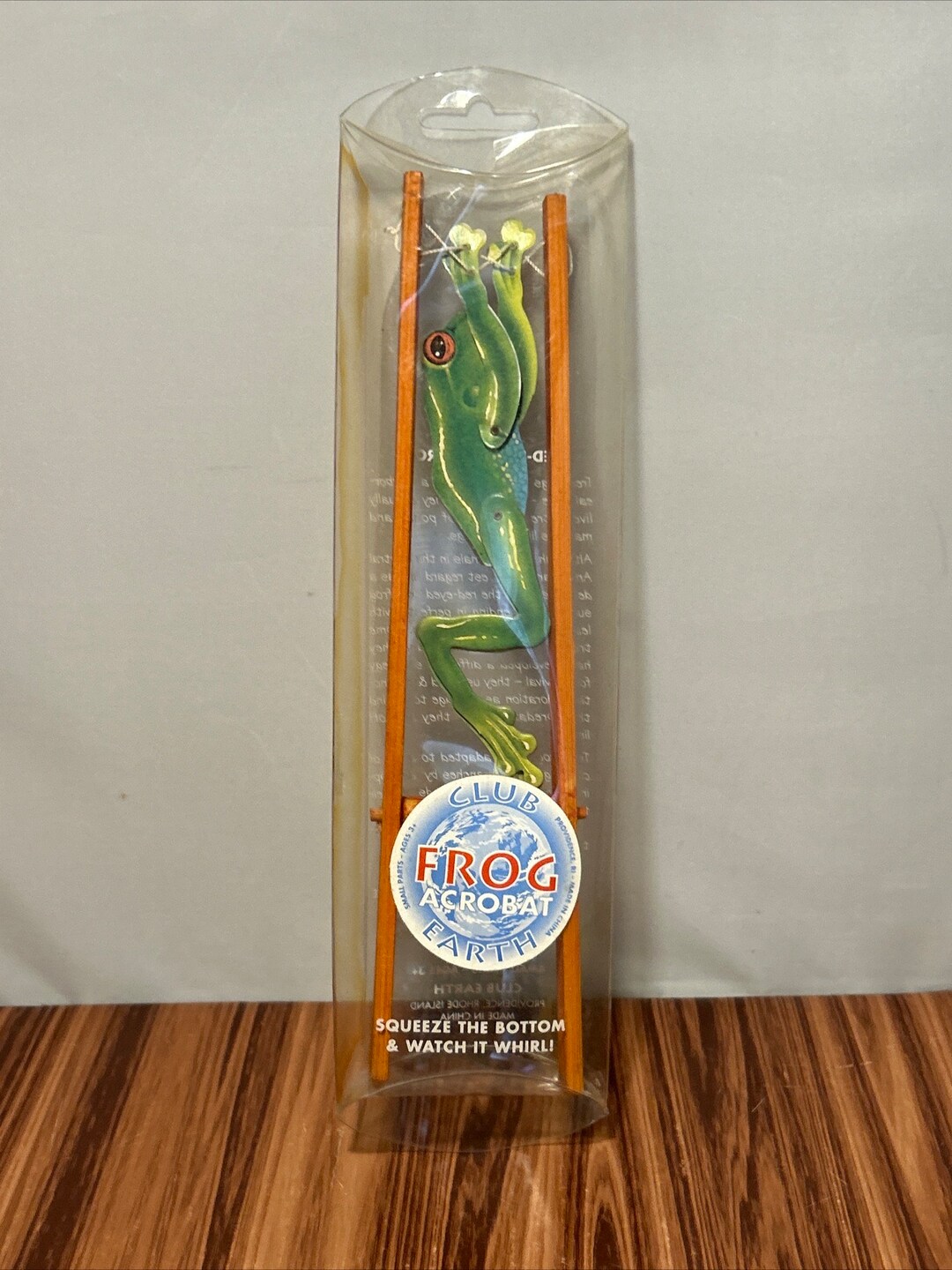 Club Earth Red-eyed Tree Frog Acrobat Toy in Original Packaging Vintage ...