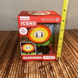 Paladone Icons Super Mario Fire Flower Light #004 Nintendo Night Light ...