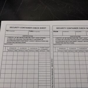 2x US Government Secret Document Container Check Sheet | FREE US ...